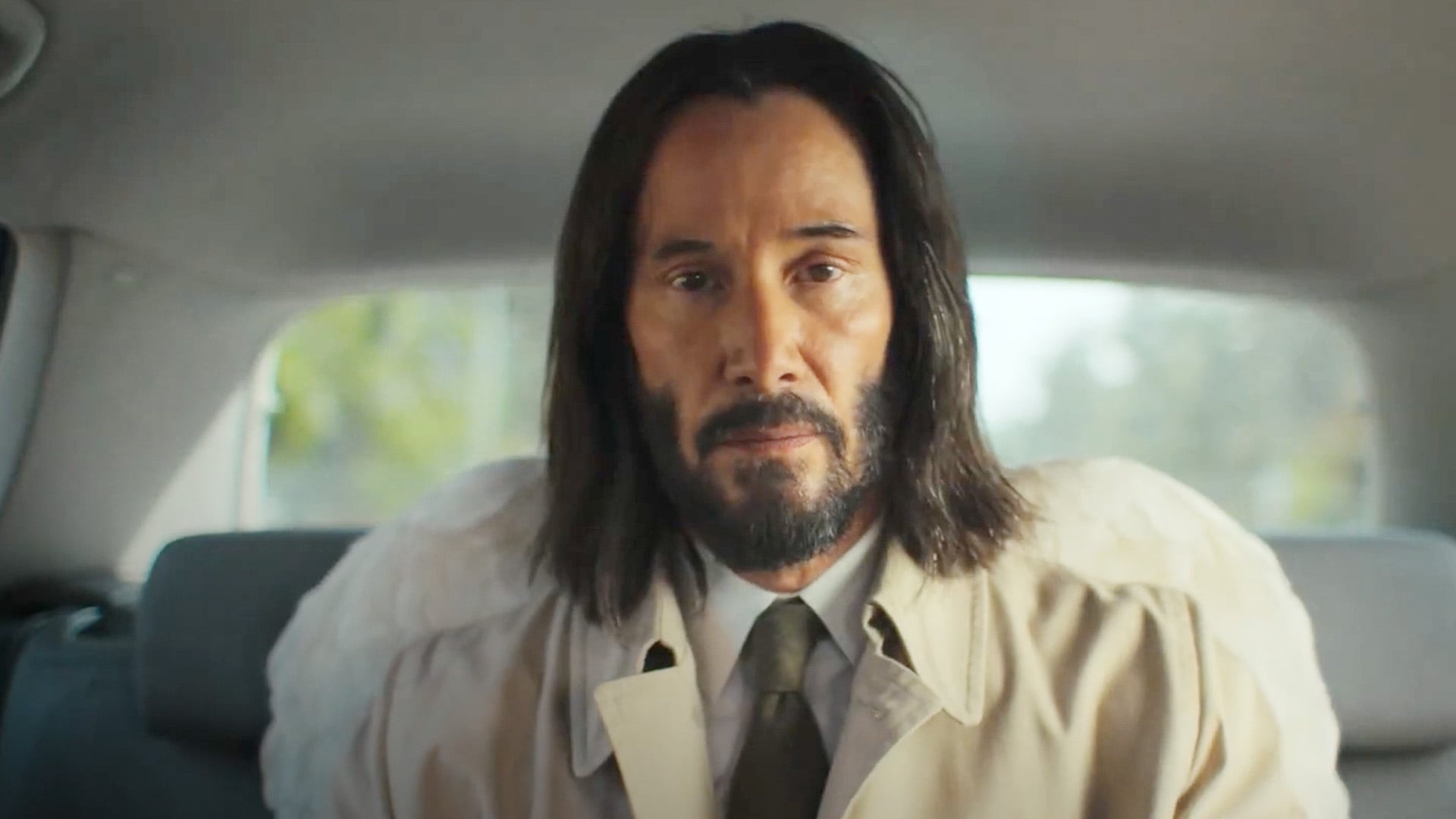 Keanu Reeves je anjel v bláznivej komédii, pozrite si trailer
